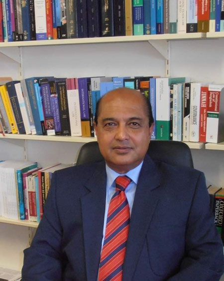 Ex-RU teacher made Emeritus Prof of Macquarie University